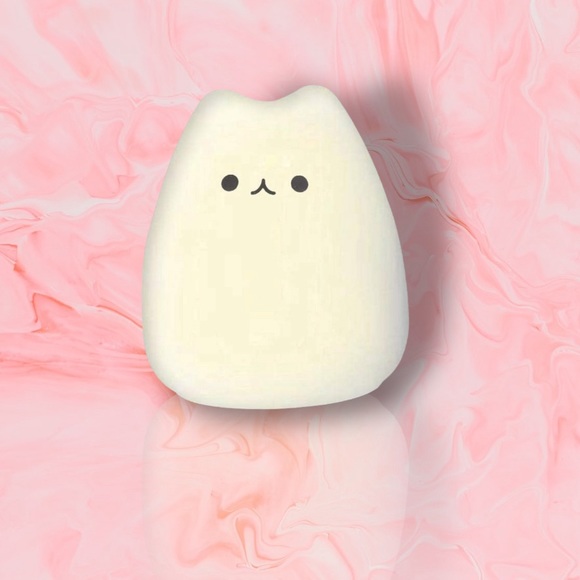 Toys | Nightlight Color Changing Cat | Poshmark